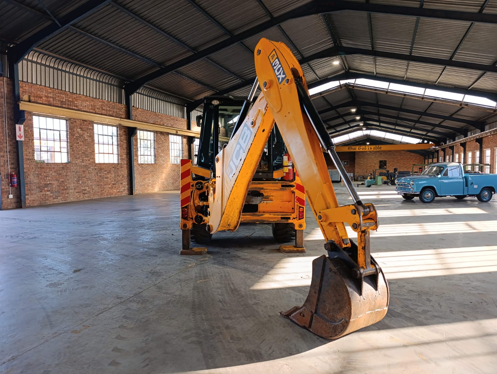 2023 JCB 3CX 4X4 TLB - Sell My Truck