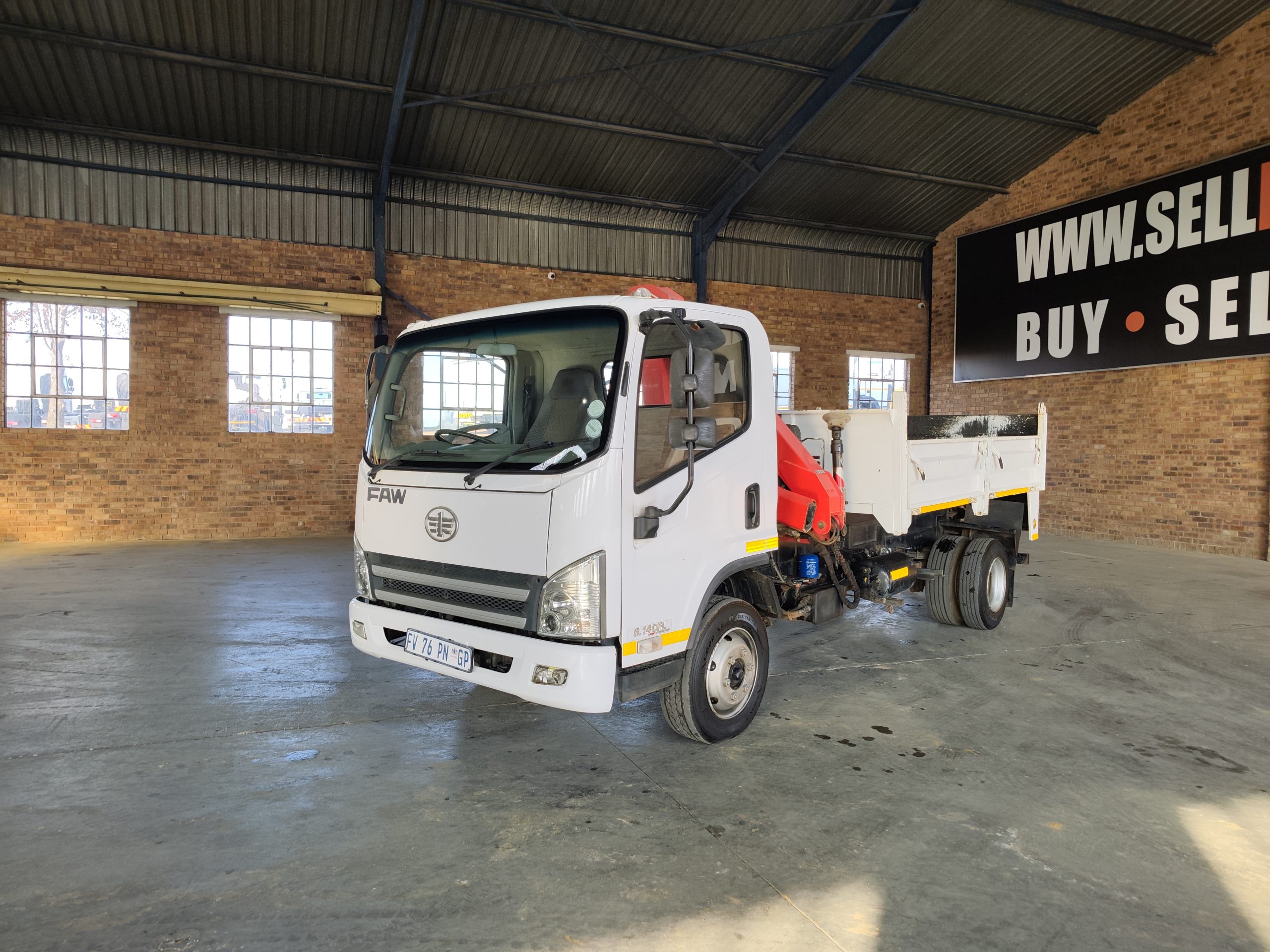 2017 FAW 8.140 TIPPER WITH FASSI F50 CRANE - Sell My Truck